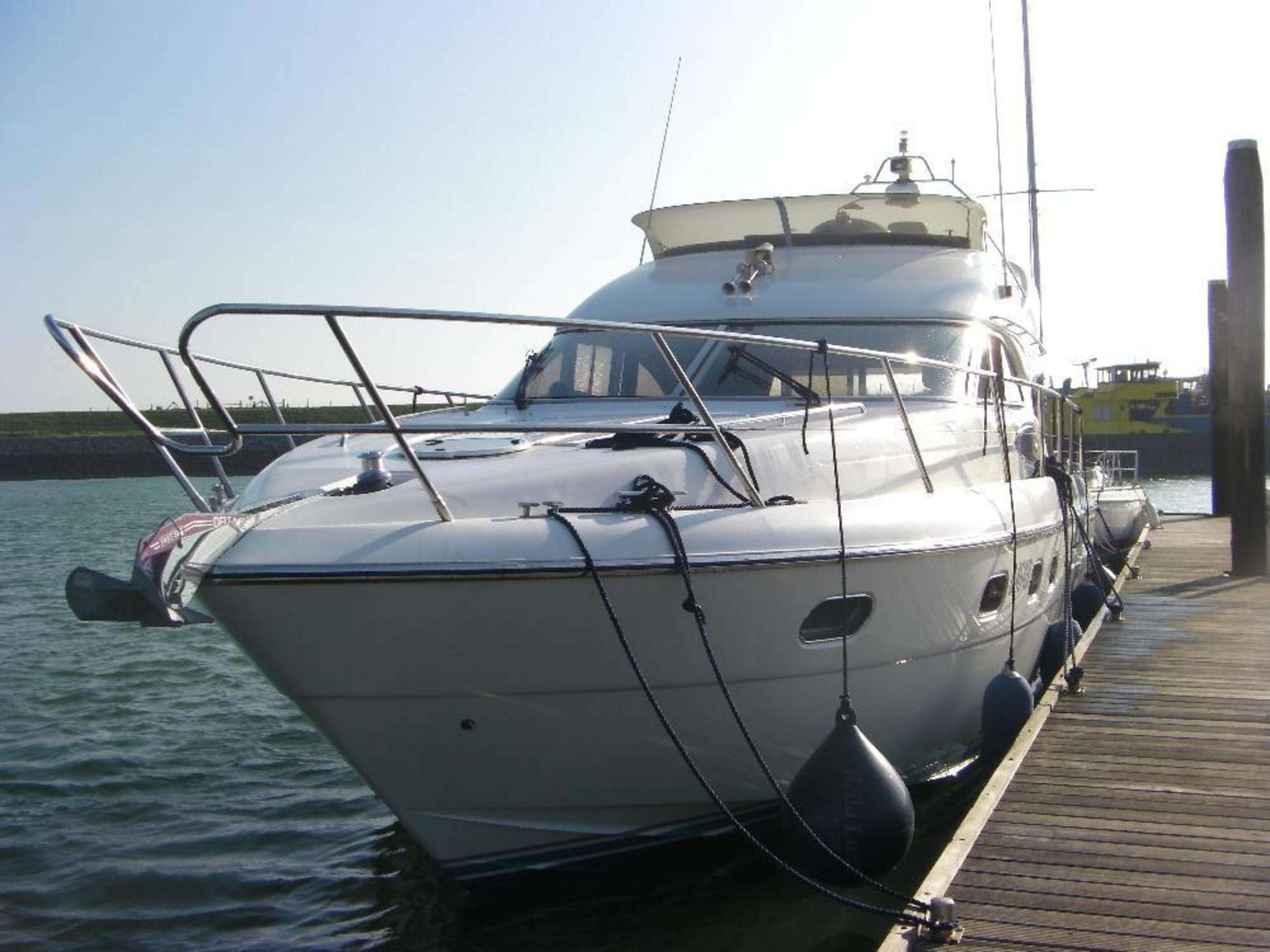 SOLD 2002 Princess 45 - Boats.co.uk