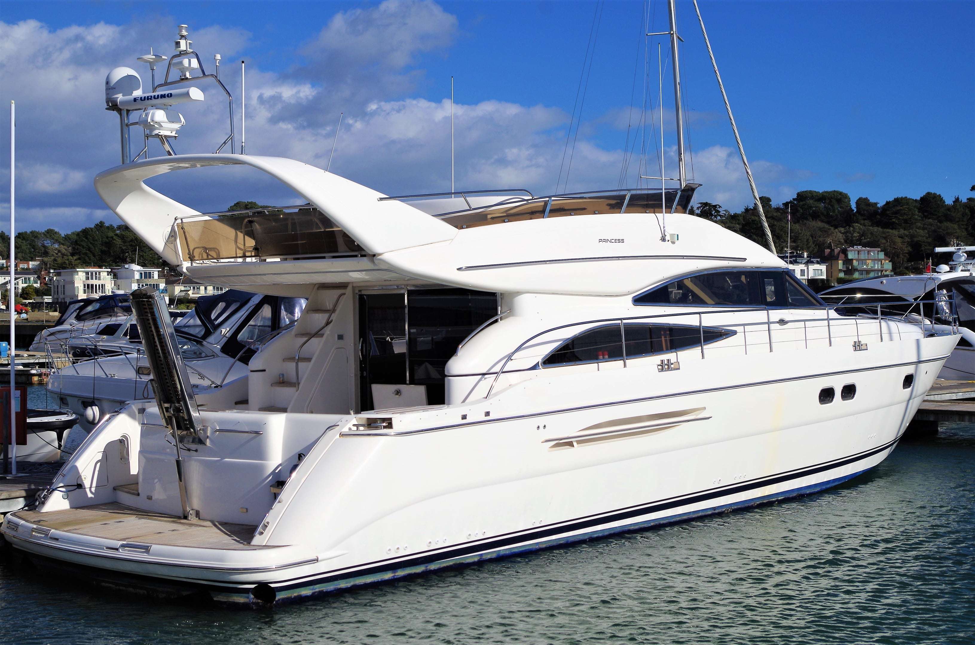 Sale Pending 2004 Princess 61 - Boats.co.uk