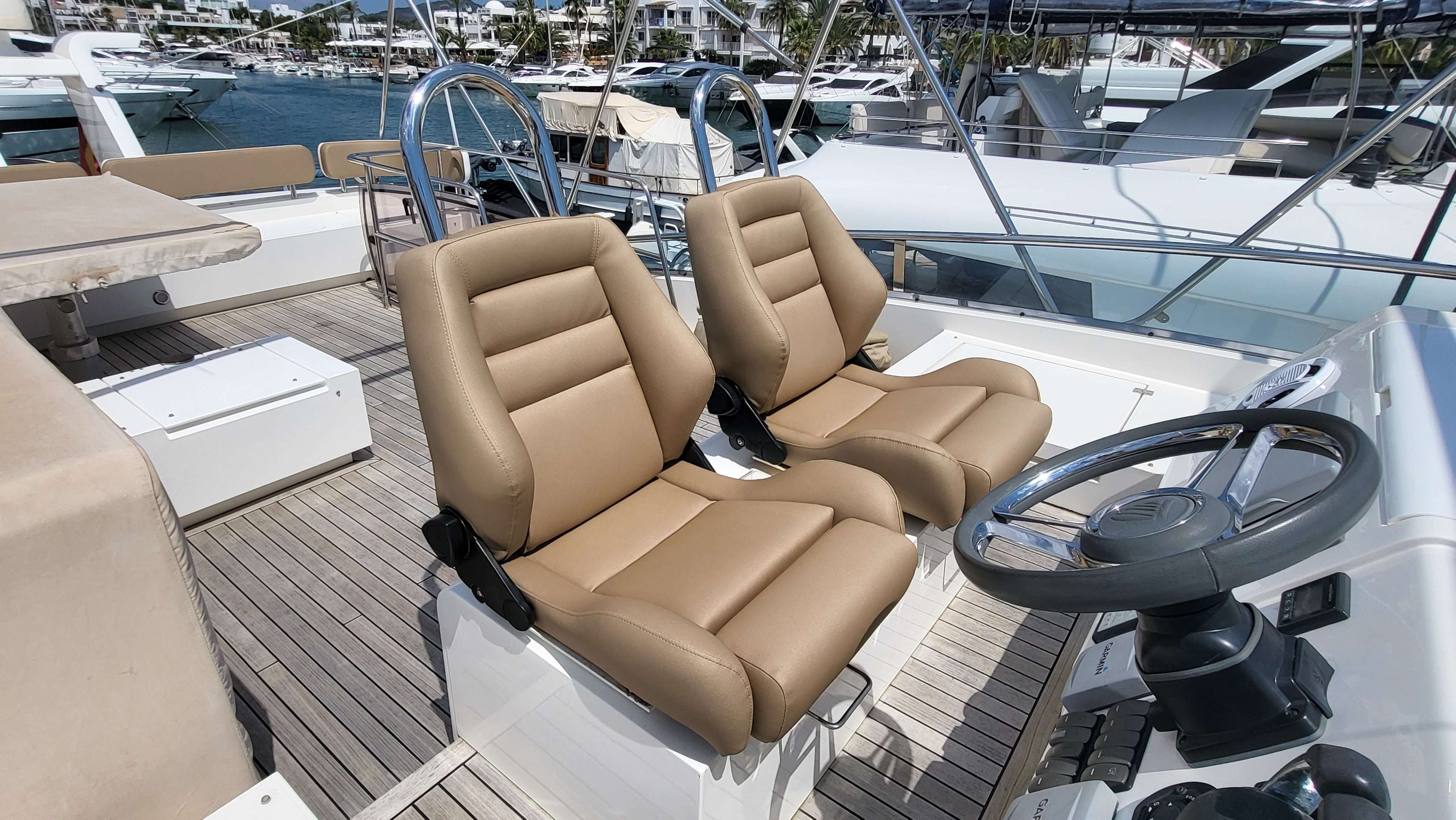 Reduced 2011 Fairline Squadron 58 - Boats.co.uk